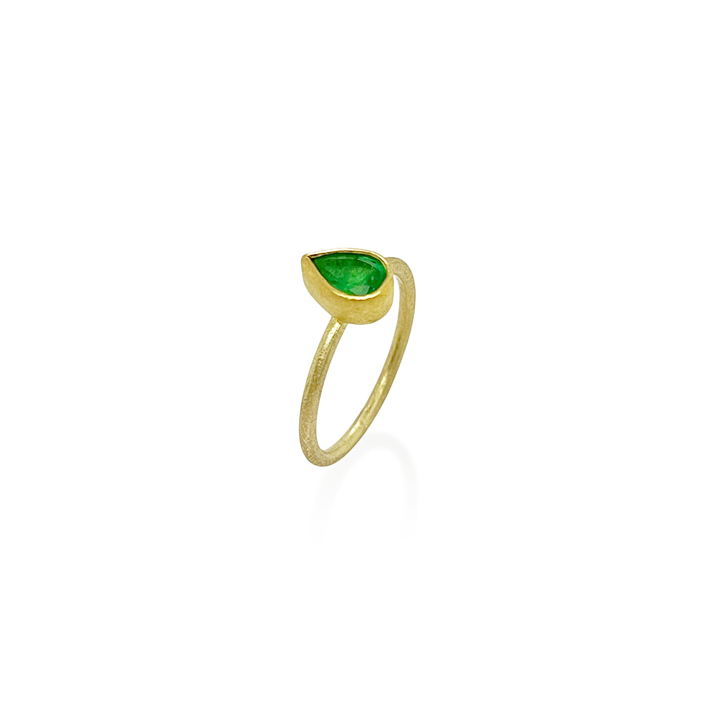 Tear drop emerald stacking ring - J. McVeigh Jewelry